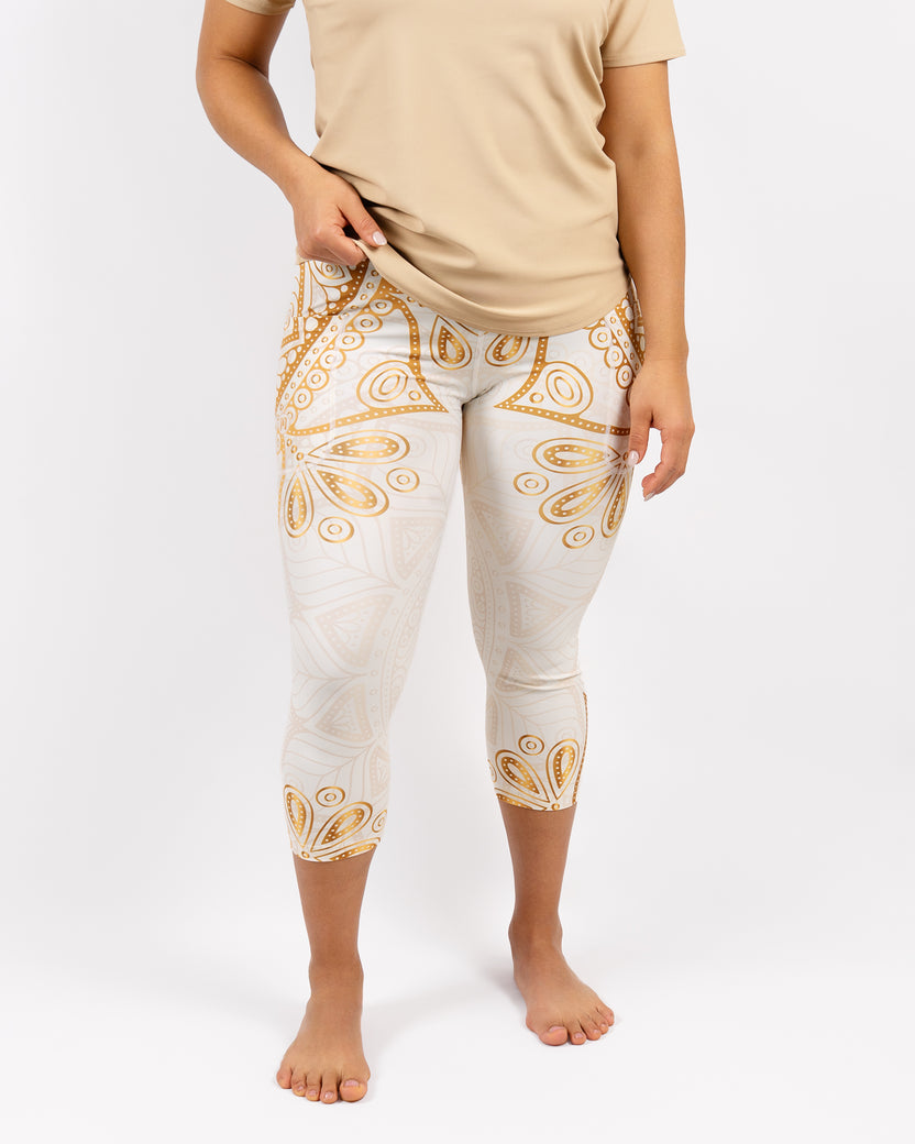 Signature White Mandala Capri – Maya Freya